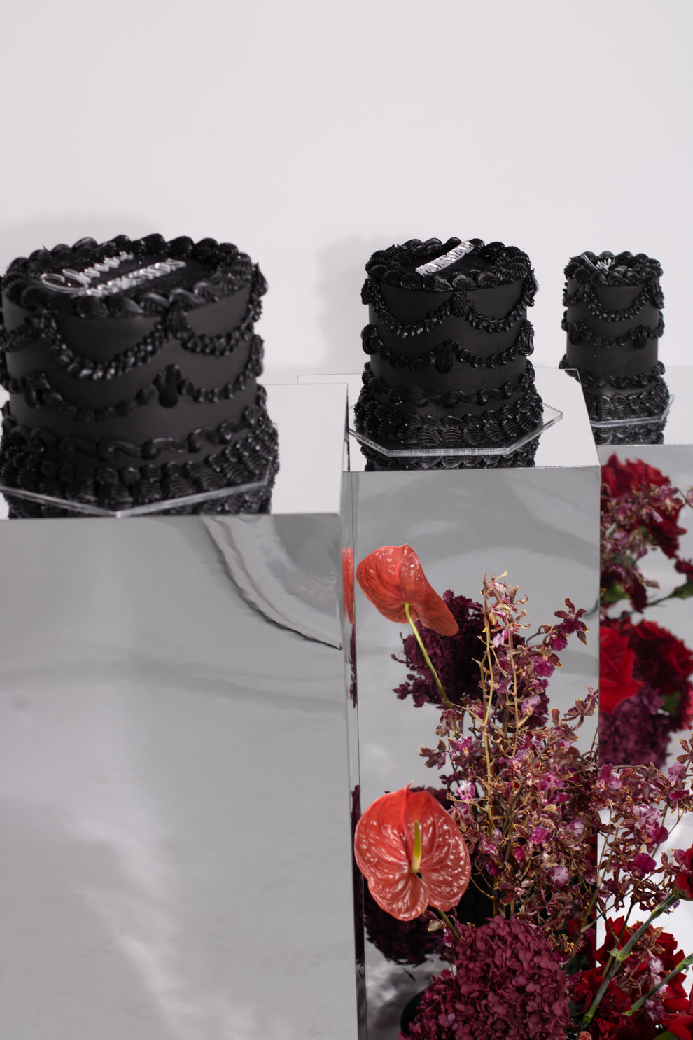 SILVER Display plinths, floor-sized (SET OF 3) – Plinths.Sydney