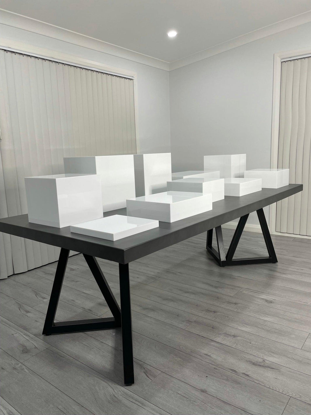 Quality acrylic displays – Plinths.Sydney
